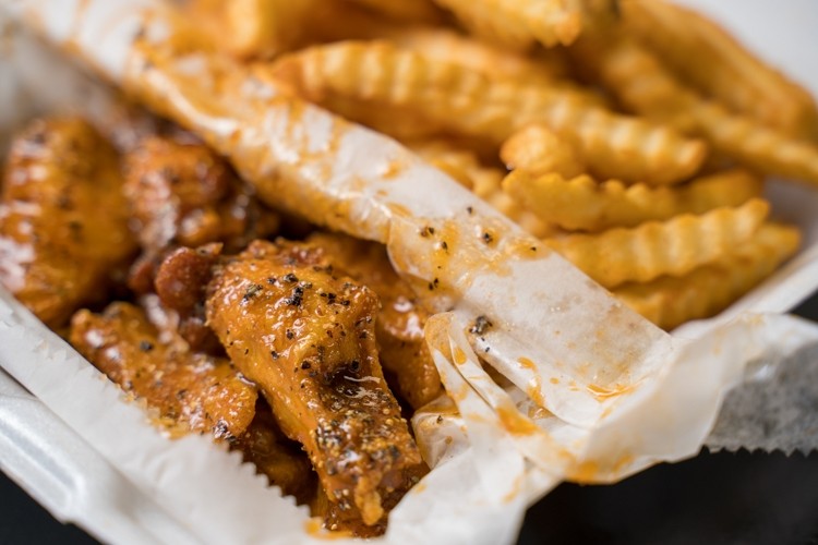 Catch a Taste West - 8 Wings