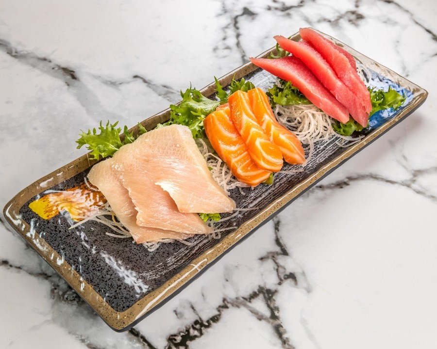221 West Front Street - Sashimi Appetizer