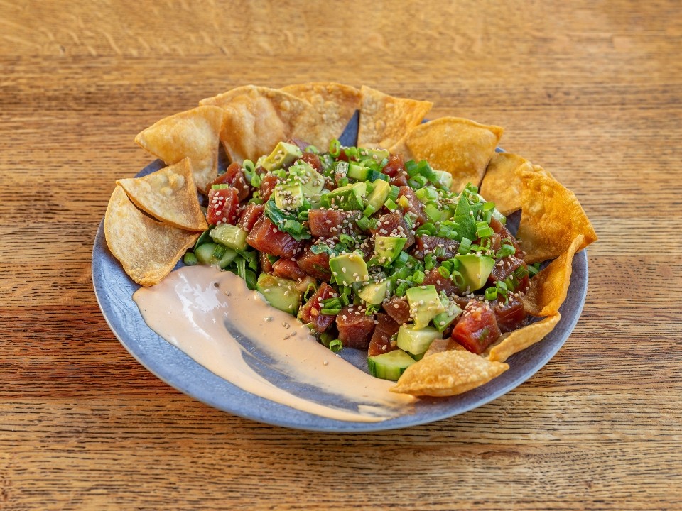 100 Lots Kitchen + Bar 74 West Central Avenue - Tuna Stack