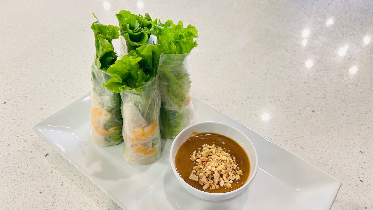 Long's Noodle House - Chika sake