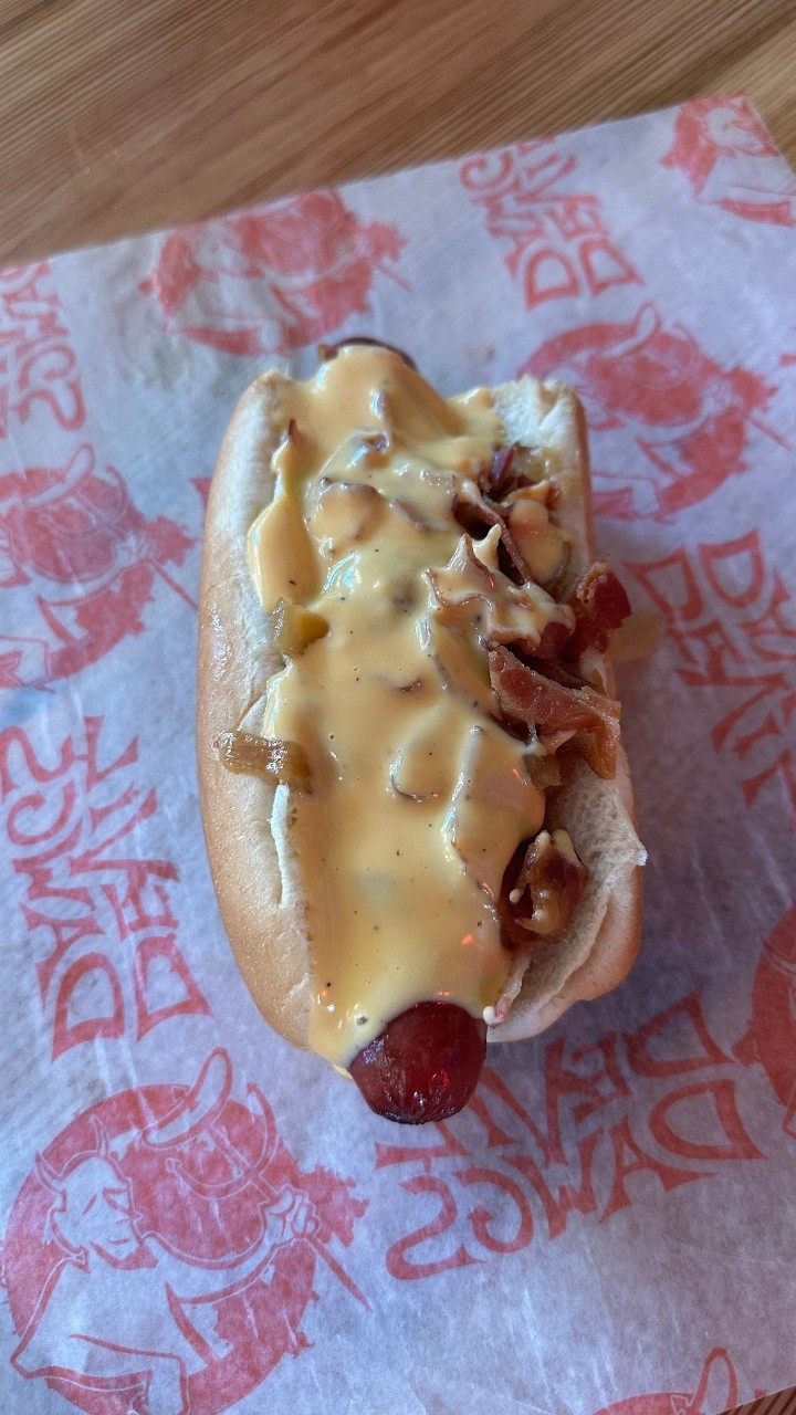 Devil Dawgs Evanston - Beer Cheese & Bacon Slider