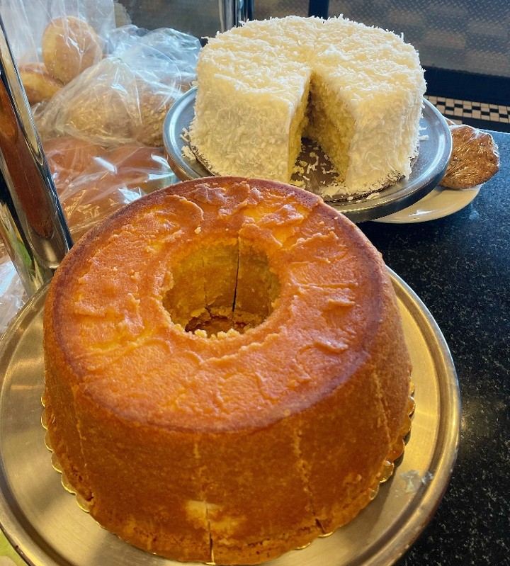 MGM Roast Beef - Cake