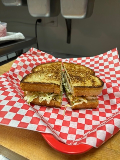 Redbud Ice House - Grilled Chicken Sandwich