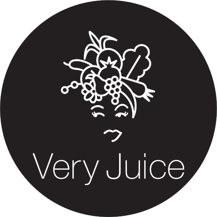 Very Juice Bar - Long Island 32 Middle Neck Road - Iced Matcha Latte