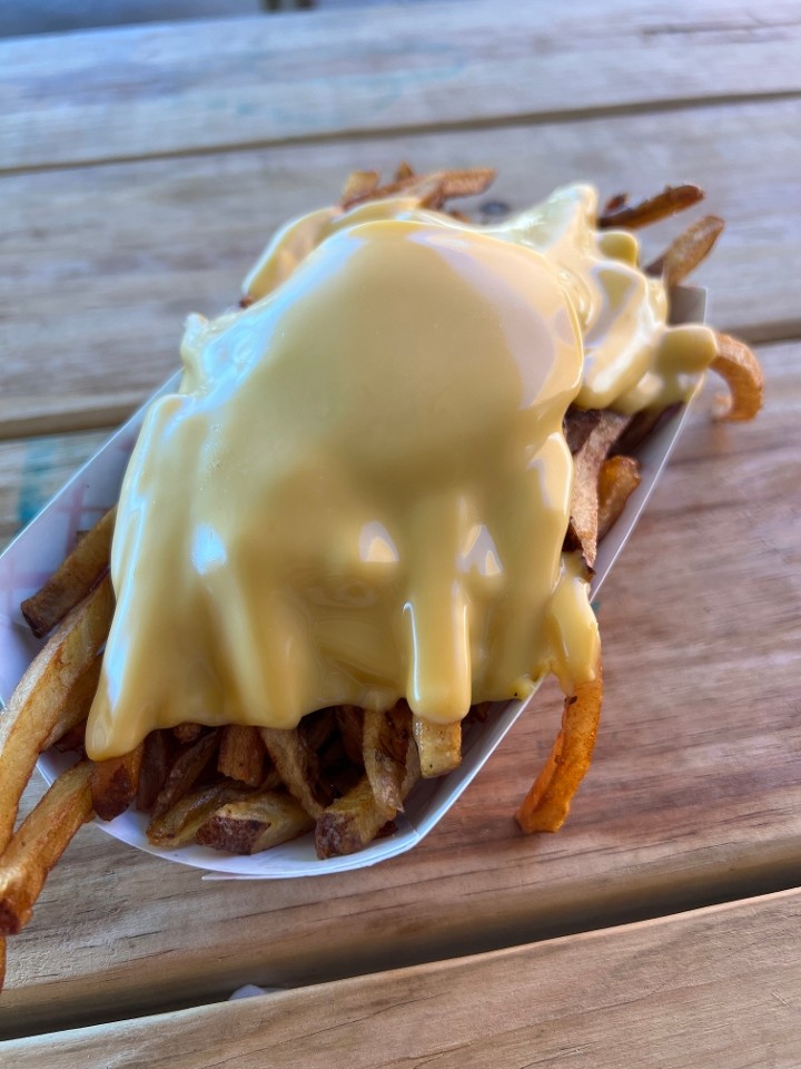 Sexton's Burger Bar - Gahanna 921 E Johnstown Rd - Cheese Fries