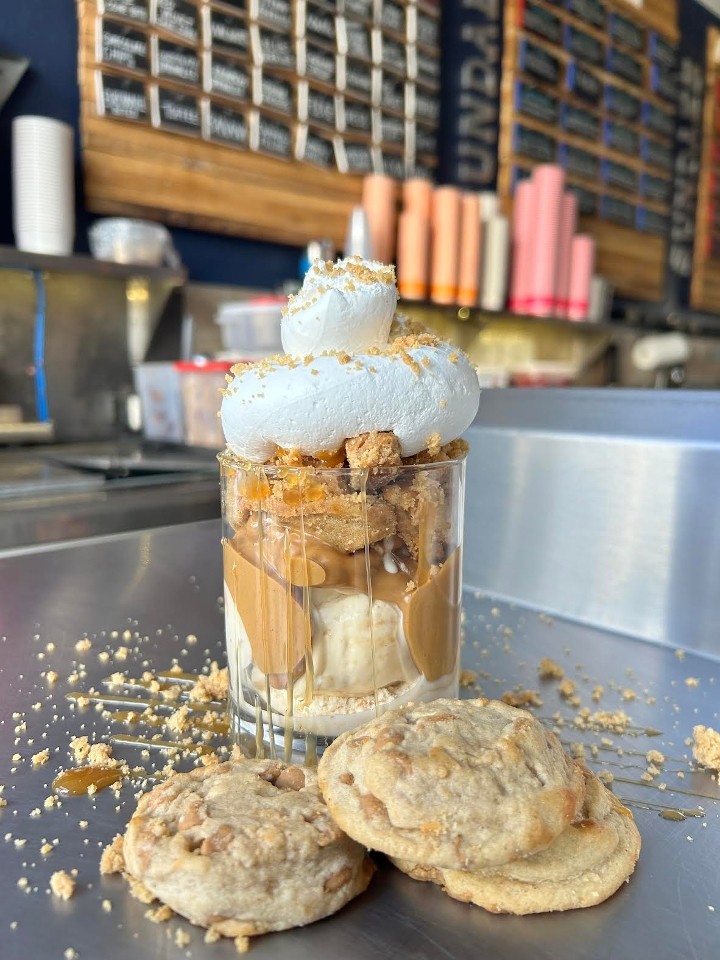 The Scoop N Scootery Cambridge - *NEW* CANNOLIS N' CREAM