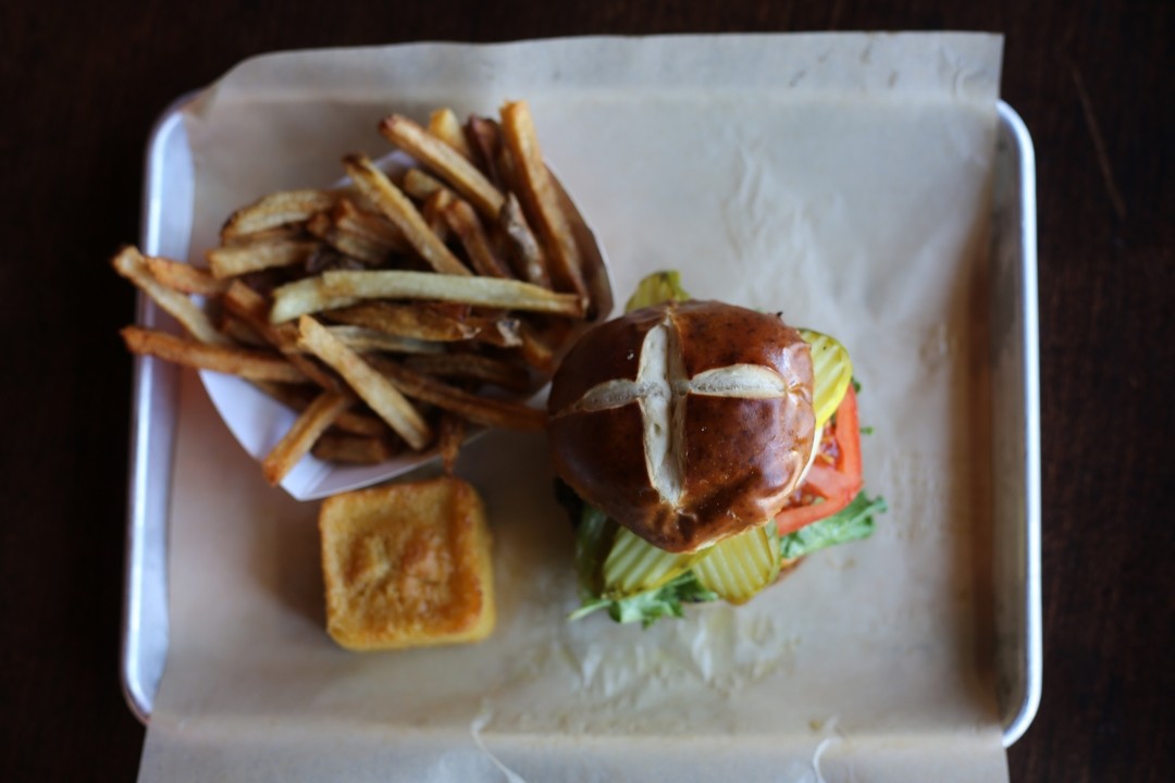 6719 University Ave - Bucks Cheeseburger