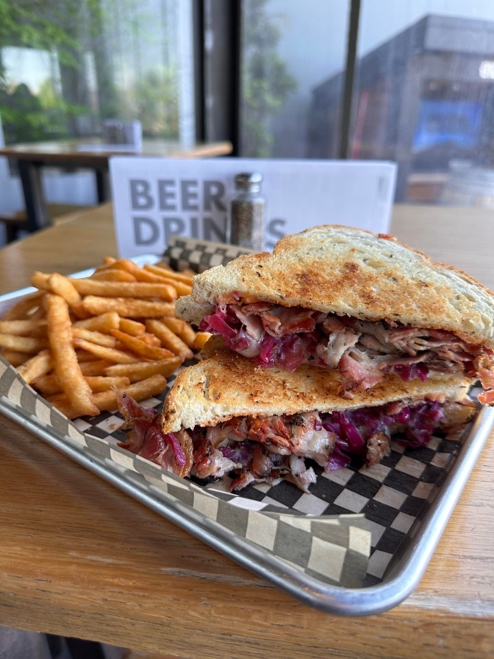 10 Barrel Brewing East Side Bend East Side - PBR Reuben