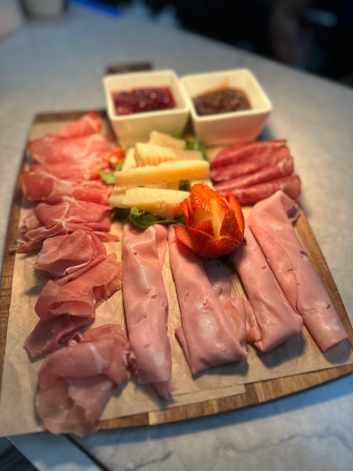 Sette Wood Burning Bistro | Toast