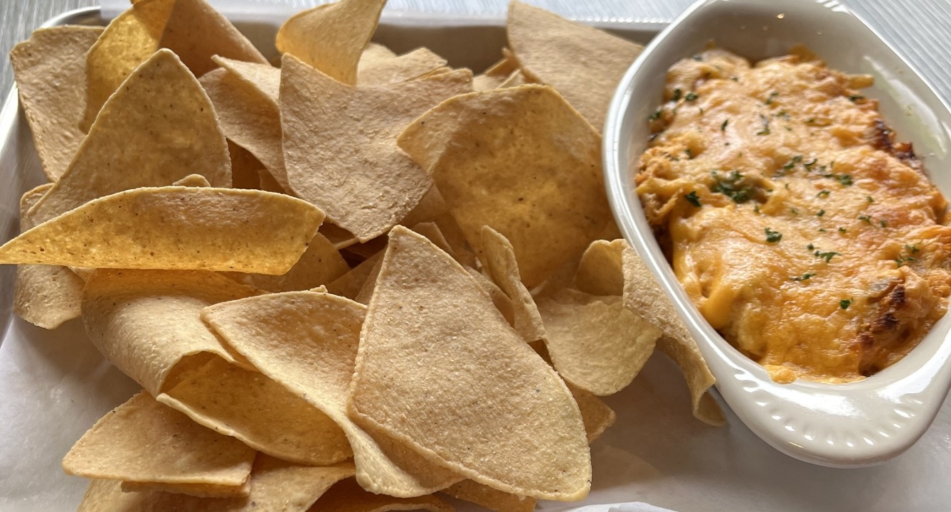 Benchwarmers- DECATUR 240 W. Ponce de Leon Ave - Jalapeno Mac & Chz