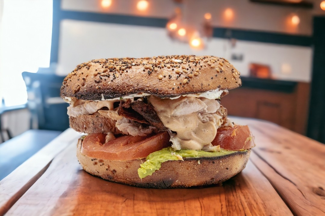 1 Hall Farm Road - PNW Club