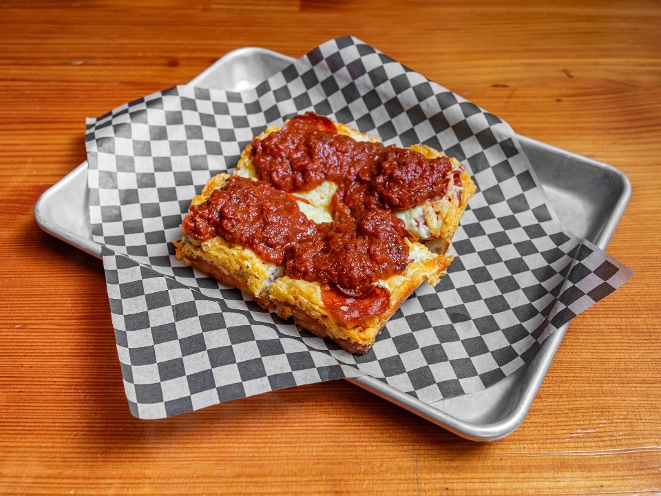 2326 North Flint Avenue - 6" Pepperoni