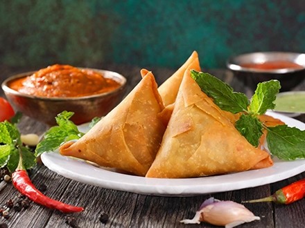 KT's Rasoi - Samosa (2 pcs)