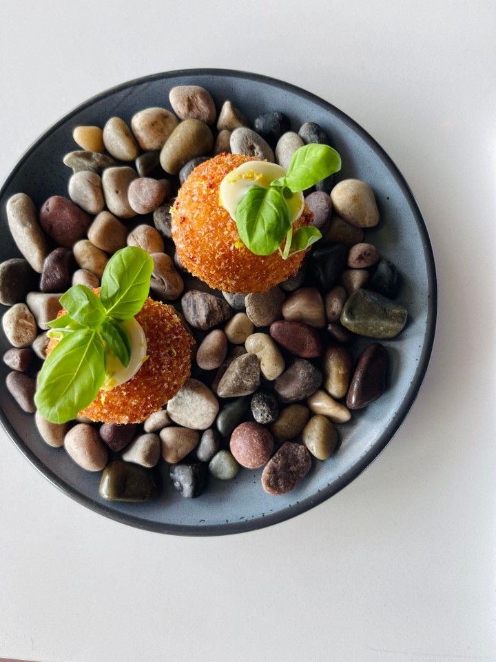 Il Mago 56 Edwards Village Blvd Unit 112 - Lobster Arancini