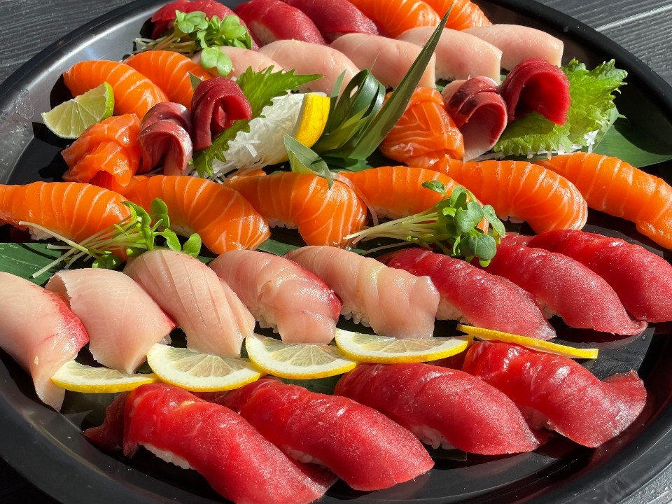 Itani Sushi - Maki & Nigiri Combo Platter