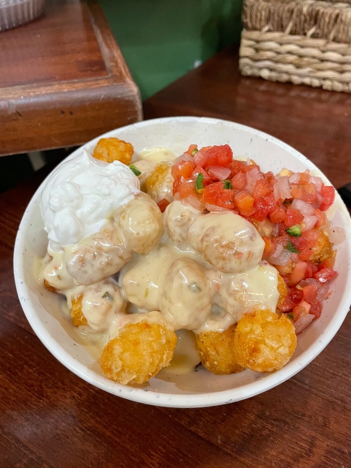 Hornet's Nest Grille - Sheila's Sushi Nachos