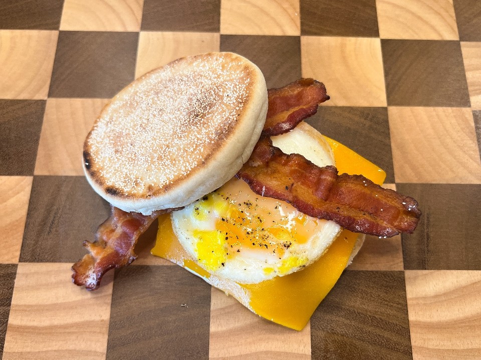 DAILY CAFE & MARKET - DAILY MAC