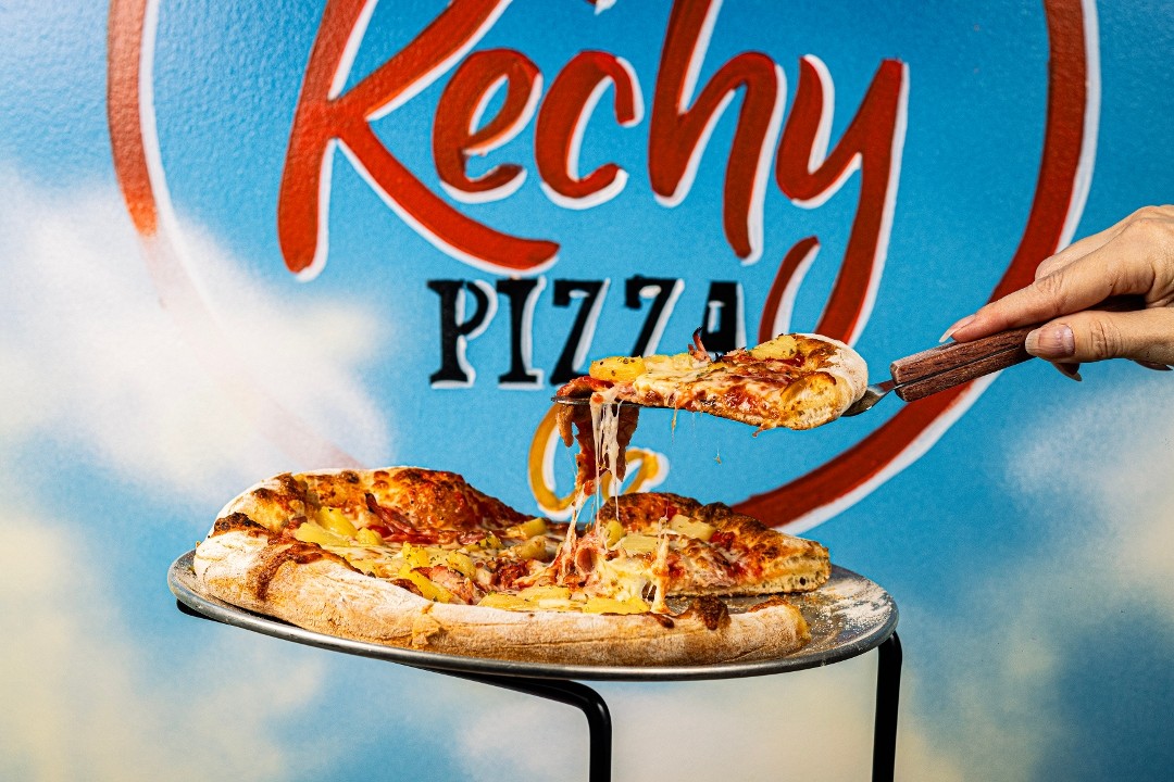Kechy Pizza Westminster - 16" Hungry Wolf