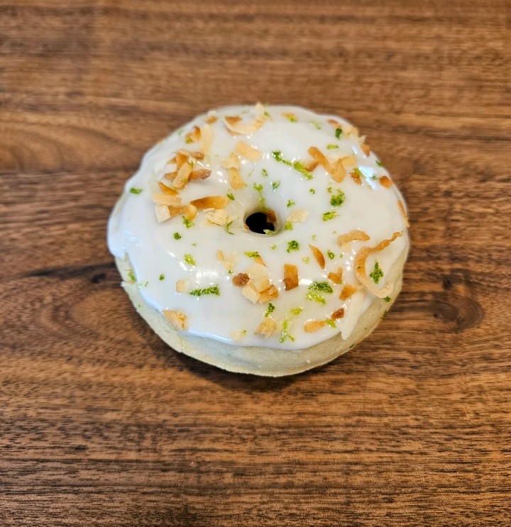 Jonny C's NY Deli and Caterers - Sm Chicken Souvlaki Salad