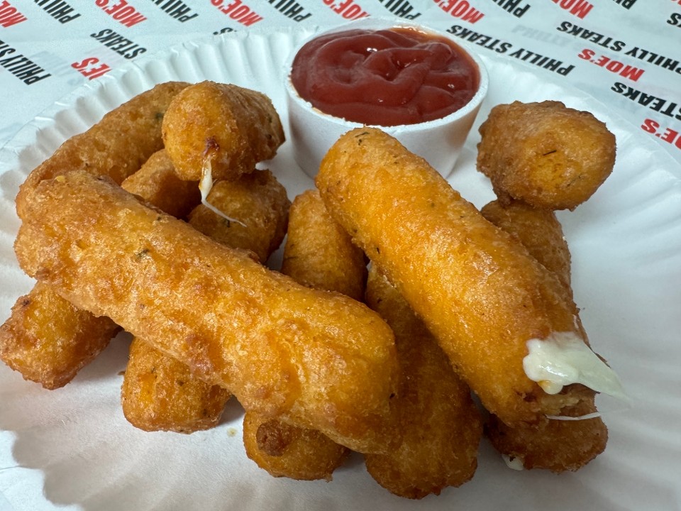 Moe's Philly Steaks And Burgers - Mozzarella Sticks (5 piece)