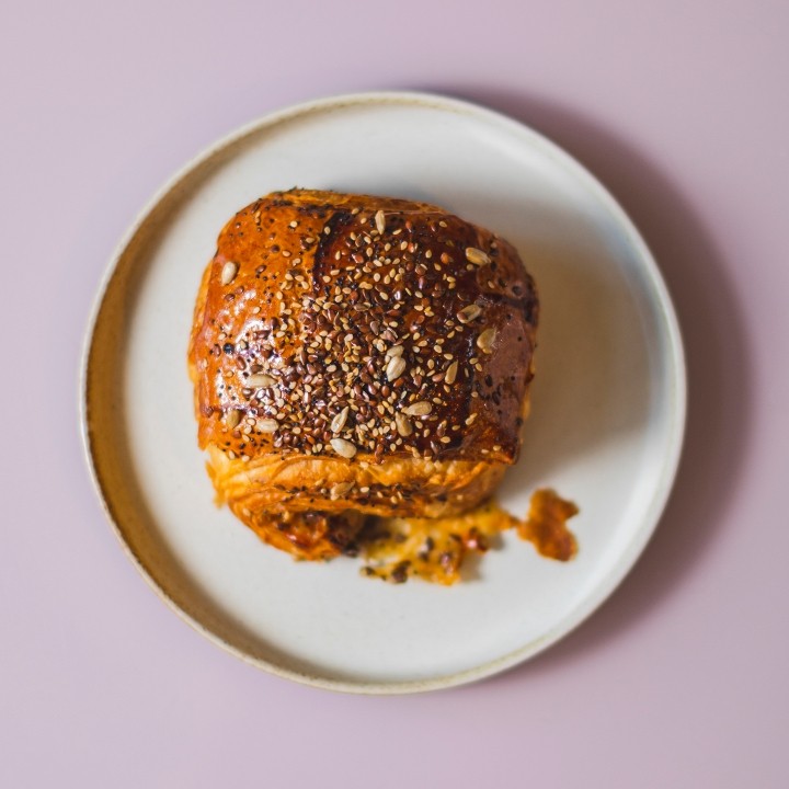 Colossus Harbor - Ham and Cheese Croissant