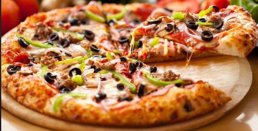 Locals Pizza - Deluxe