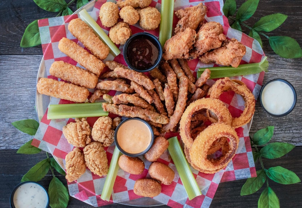 Hoops Bar & Grill - Blackened Chicken Avocado