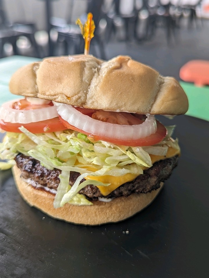 Michael's Deli & Seafood Waycross - American Burger