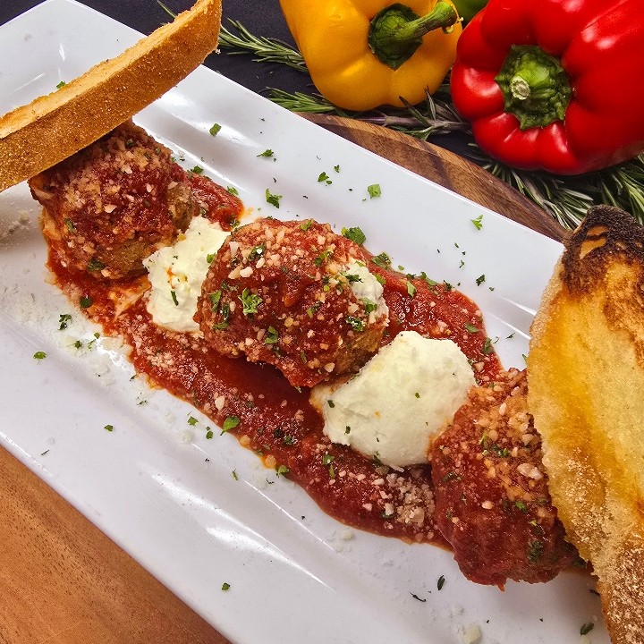 Rizzo's Eggert - Mamas Meatballs