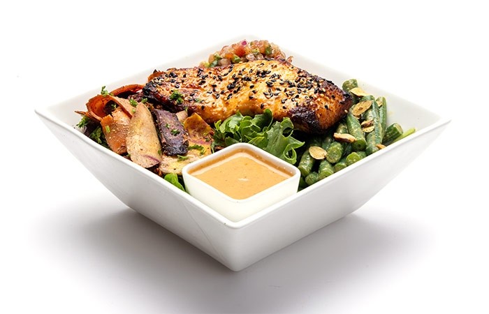 HIGHLAND DRIVE in SANDY - CUSTOM PROTEIN SALAD