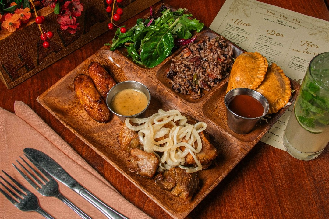 Habana Irvine Spectrum - VAL - Vegetable Empanadas