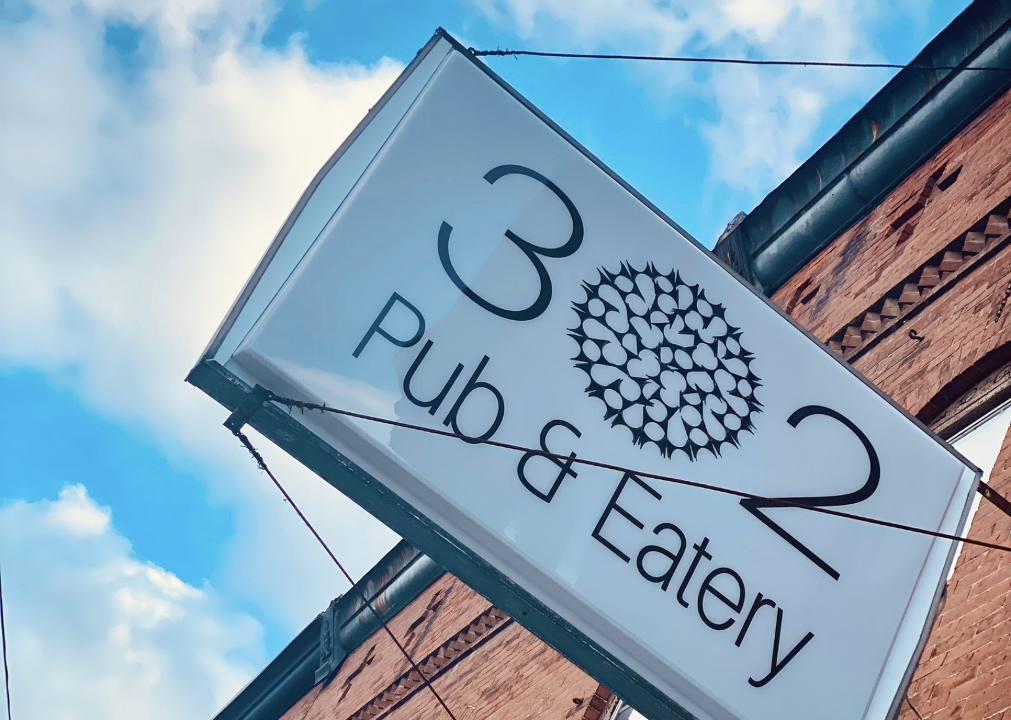 Pub 302 & Eatery