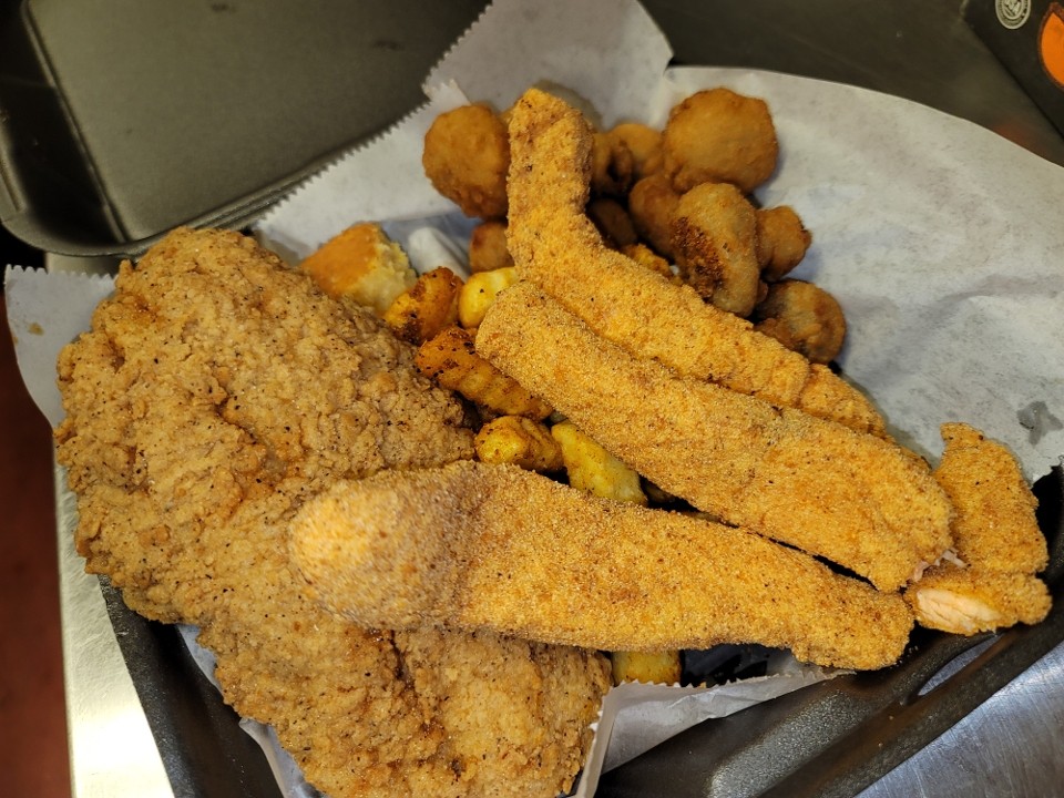 WINGBOX & SEAFOOD CO 2734 LEDO RD STE 5 ALBANY GA 31707 - 6 SIGNATURE WING