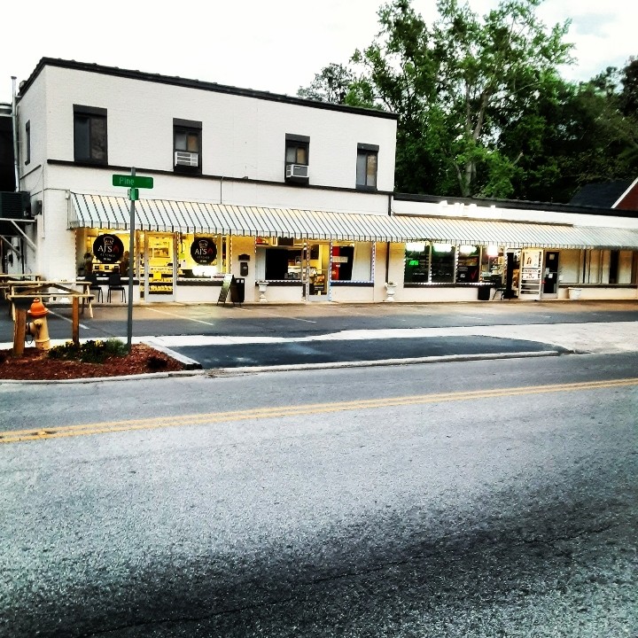 AJ's Kitchen 1808 N Pine Street