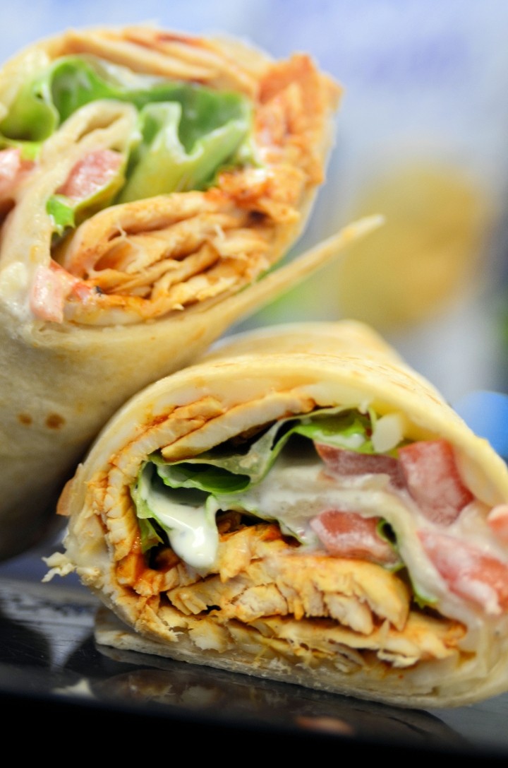 Cream & Sugar Cafe - Kickin' Chicken Wrap