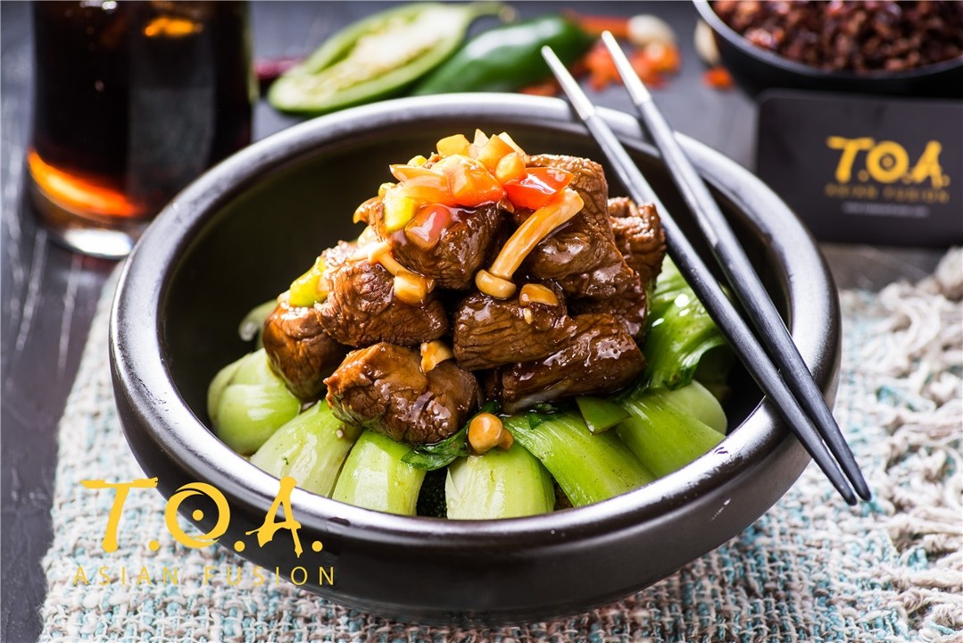 TOA Asian Fusion - Sayville 239 N Main St - Pork Gyoza (6)