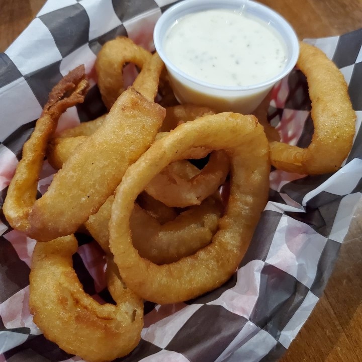 O'Gannigan's Irish Pub 98 Solomons Island Rd - Onion Rings