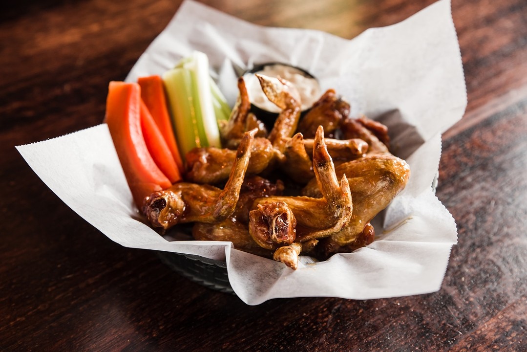 Wildwood Sports Bar and Grill - Byron - Traditional Wings