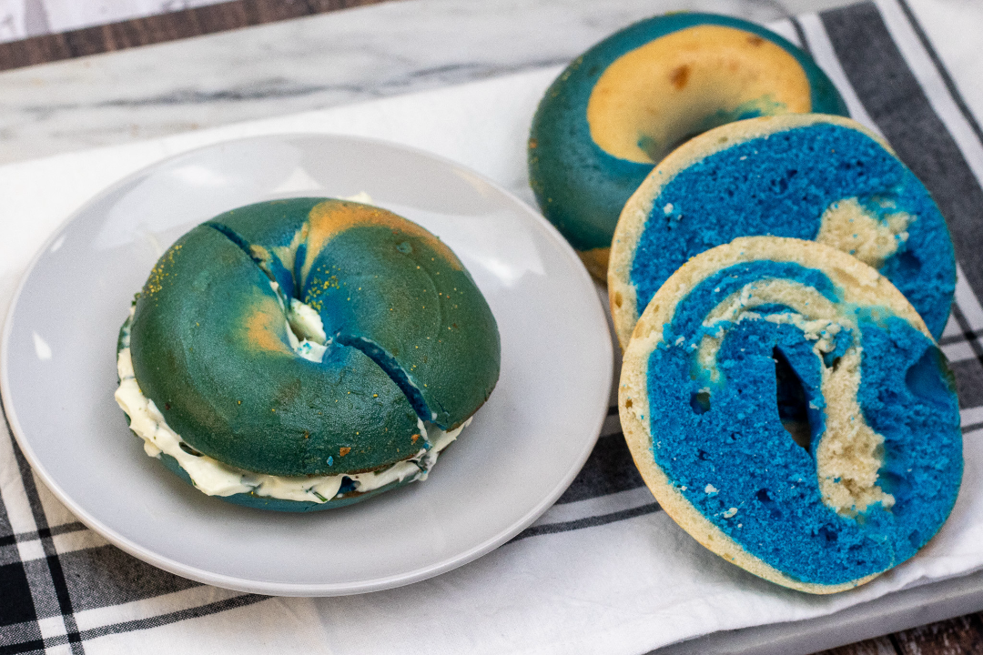 WEST SPRINGFIELD Tandem Bagel Company - Onion Bagel