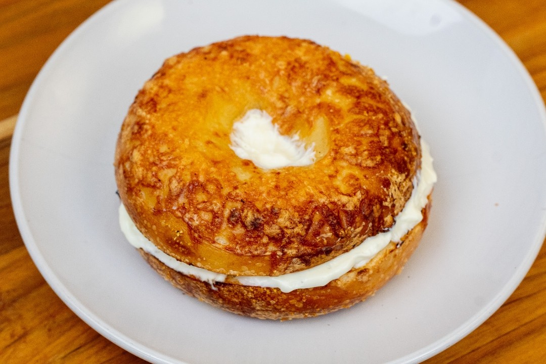 WEST SPRINGFIELD Tandem Bagel Company - Irish Cream Cold Brew