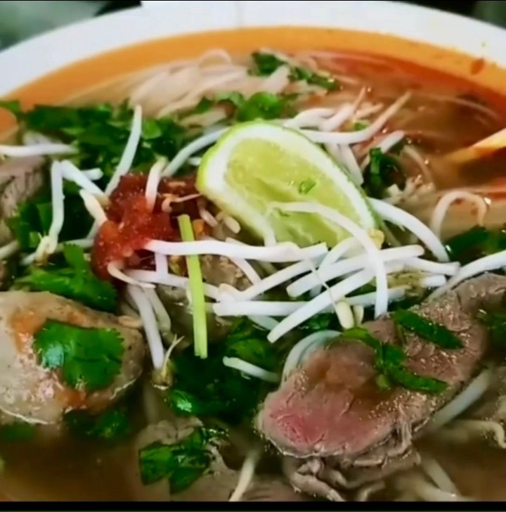 4 Elephants Flowery branch - oxtail pho
